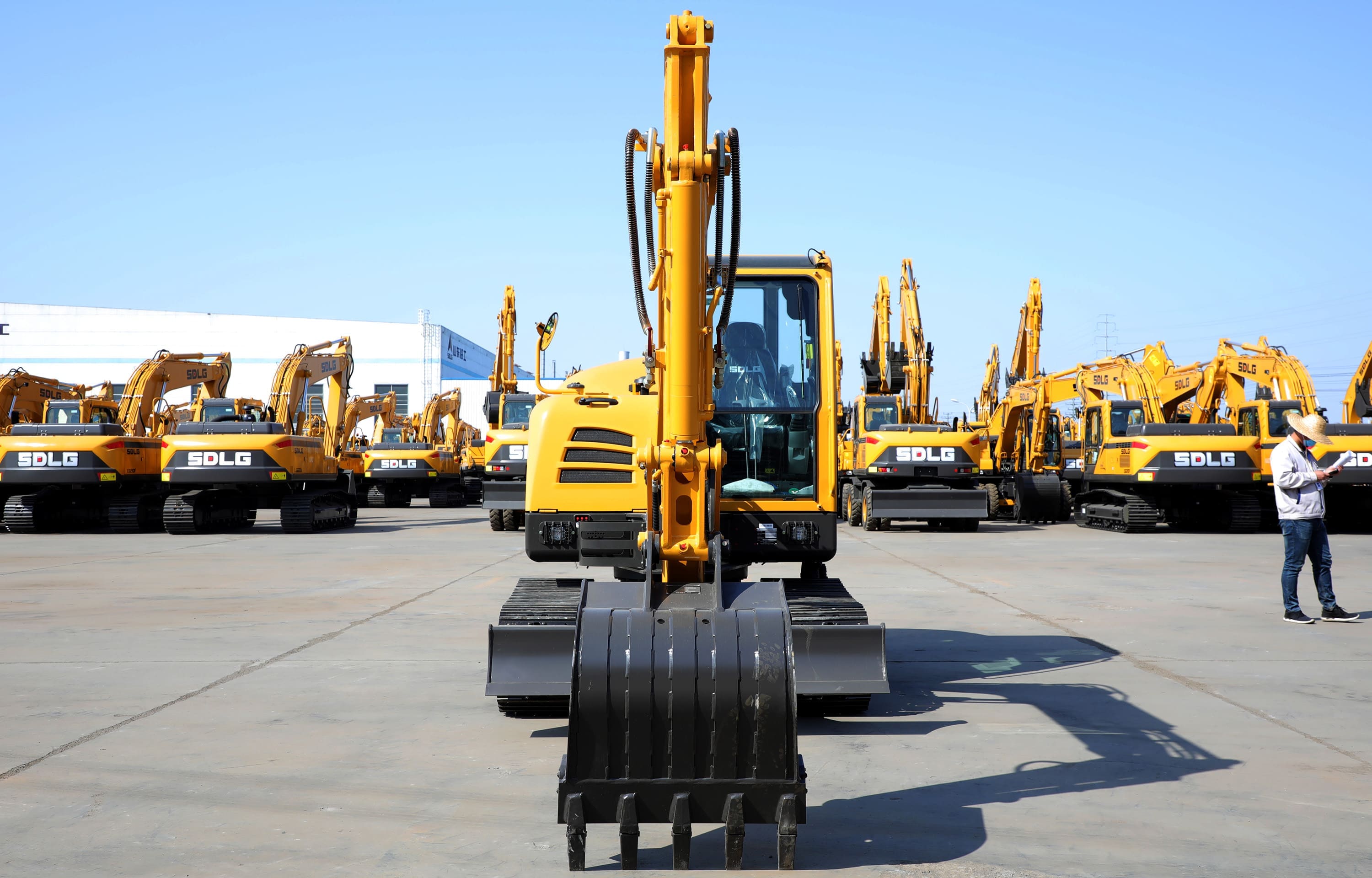 Excavadora Compacta E660FL: Fácil Operación | SDLG Latam